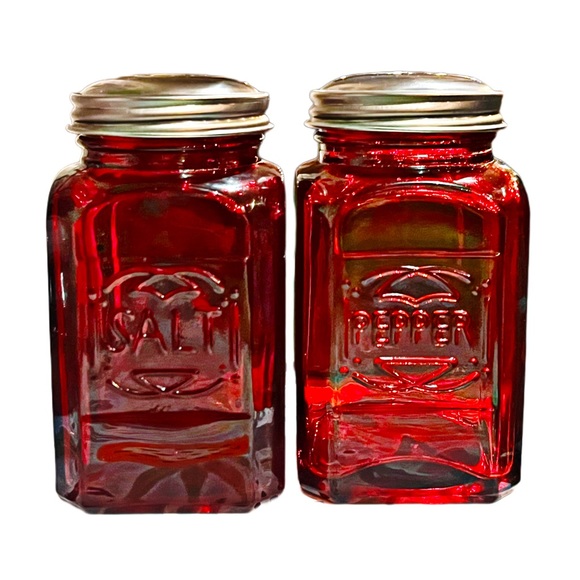 Vintage | Dining | Farm House Rustic Large Red Glass Salt Pepper ...